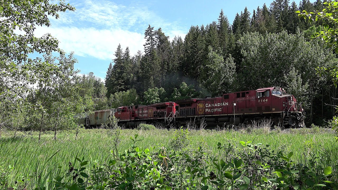 CPKC Westbound Potash Loads - YouTube