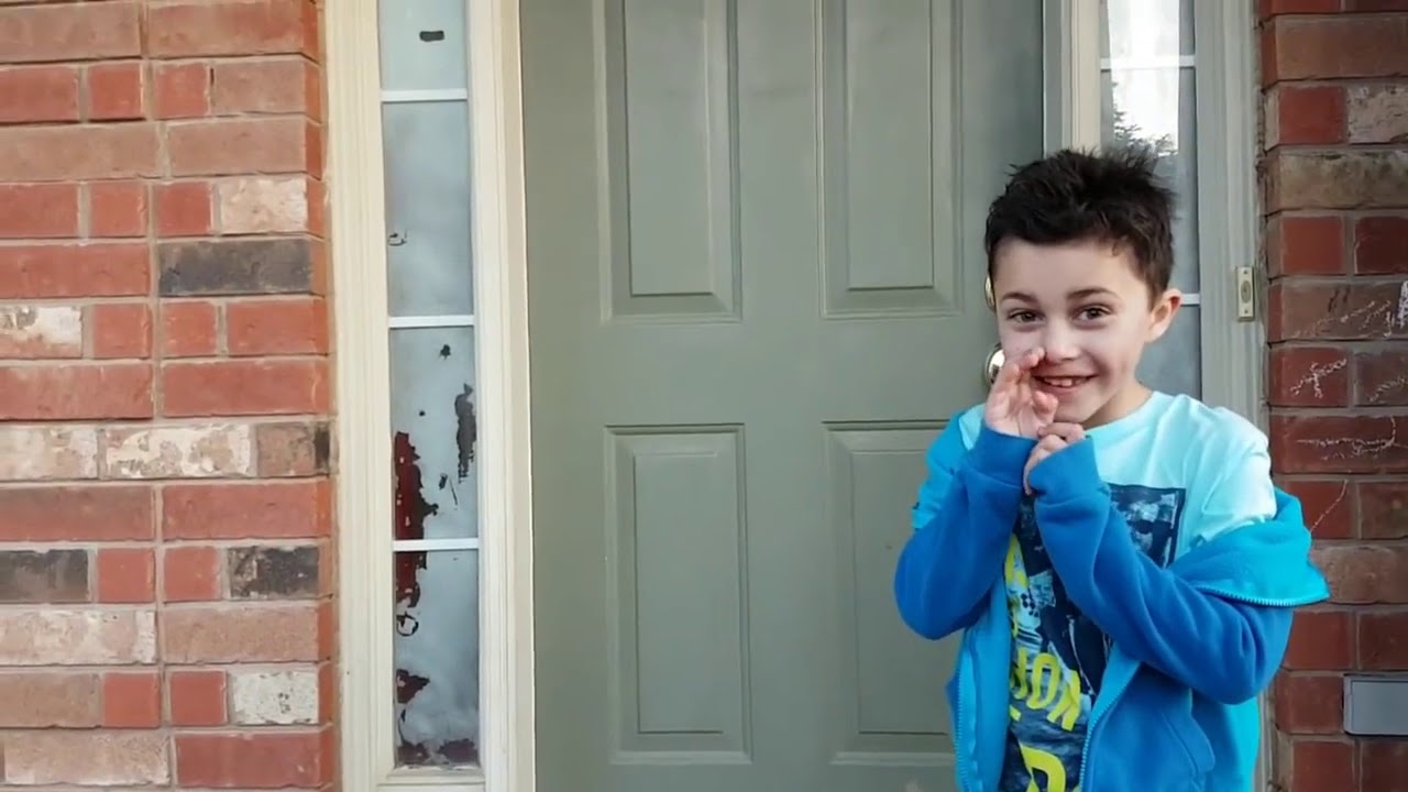 Hadil doing a magic trick with shoe and soccer ball! HZHtube kids fun ...