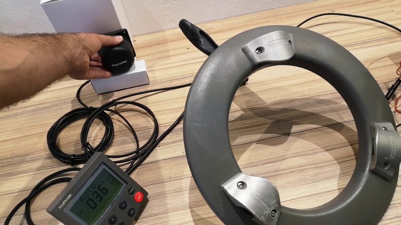 Raymarine st 4000 - YouTube