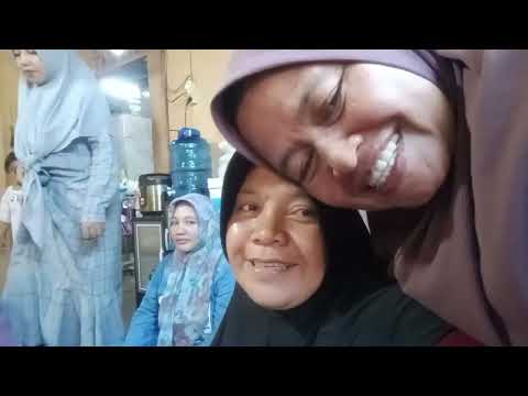Giliran ibu2yasinan di rumah orang meninggal