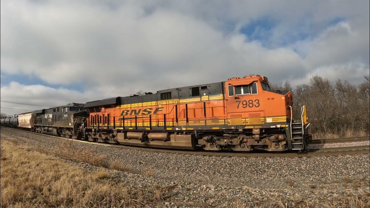 U-SAPCPG BNSF 7983/7426 & NS 7678, Tanker Train, "Cherokee Sub" Tulsa, OK, 1-16-2022 - YouTube