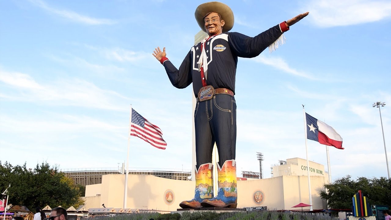 The Texas Bucket List - The State Fair of Texas Big Tex - YouTube