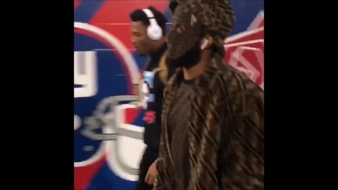Odell Beckham JR arrives in scary Fendi Halloween mask 10/28/18 - YouTube