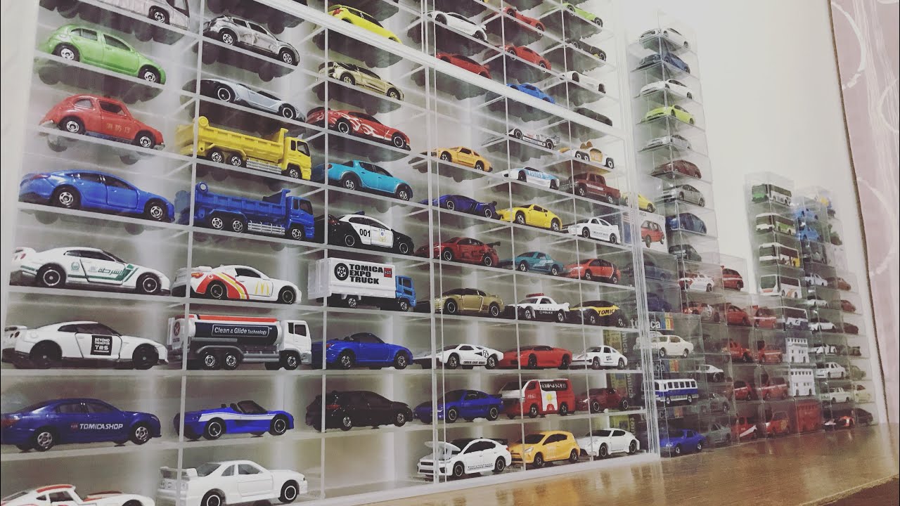 Adding another display case?!? Tomica collection update Jan 2019 (The ...