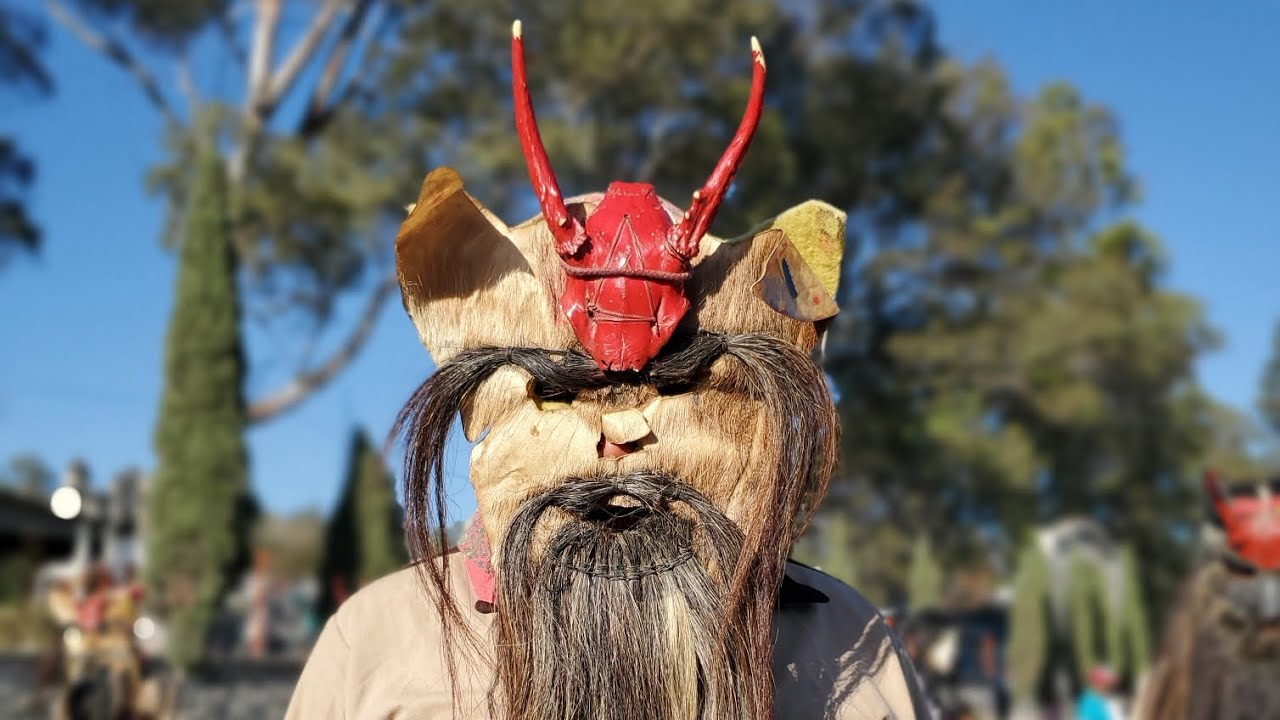 Danza de los Diablos de collantes | Pinotepa Nacional - YouTube
