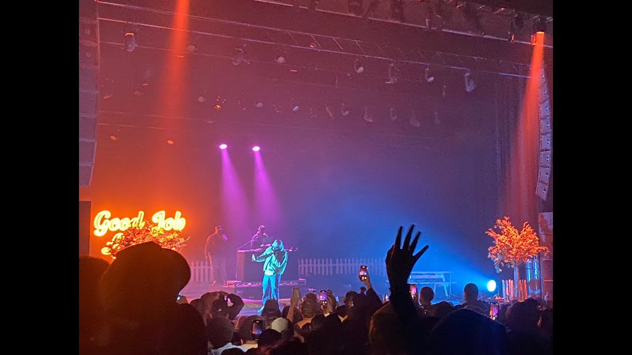 Larry June doing numbers at the Wiltern in Los Angeles 12.15.21 - YouTube