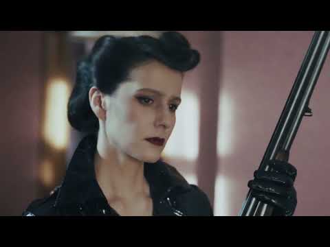 Gorgeous Russian gloved hitwoman