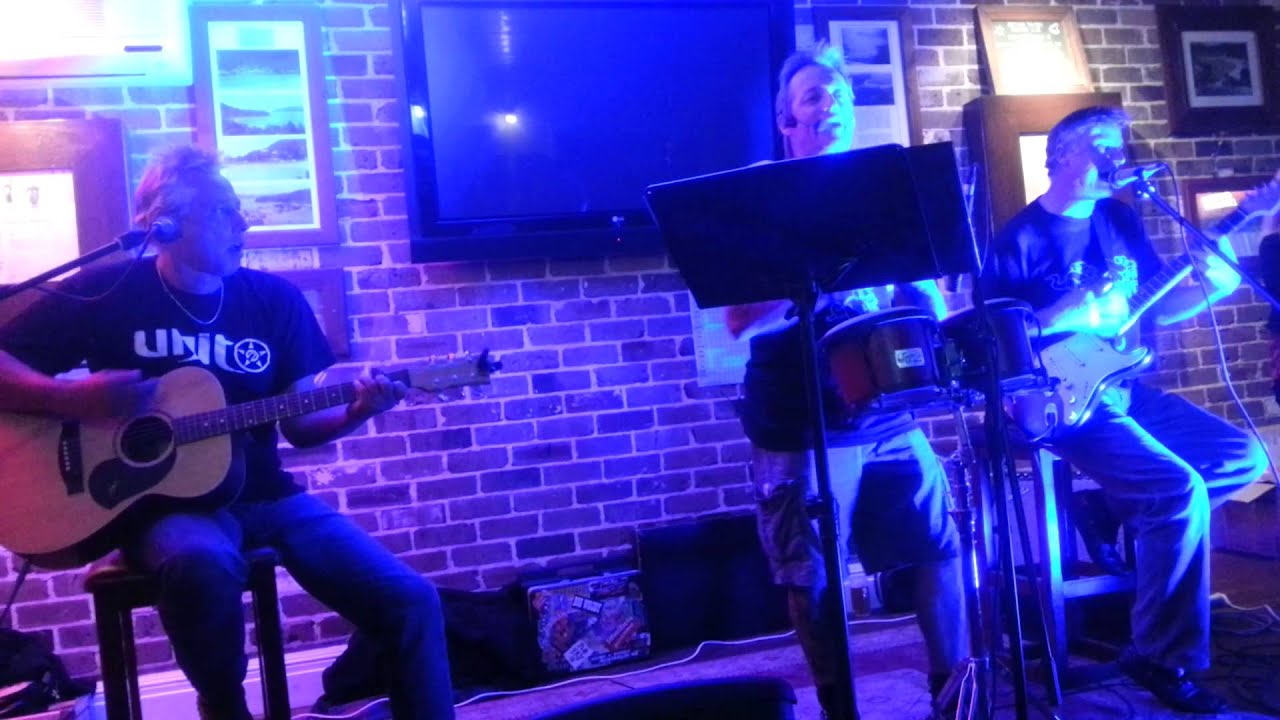 Rat Race Trio Live @ Patonga Pub, Patonga Beach NSW 18 May 2013 - YouTube