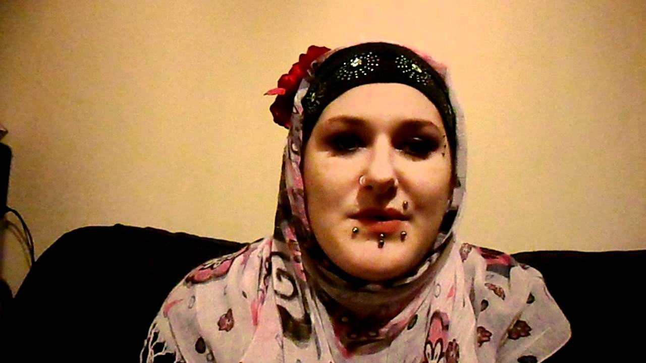 Gothmummi: Why I wear Hijab - YouTube