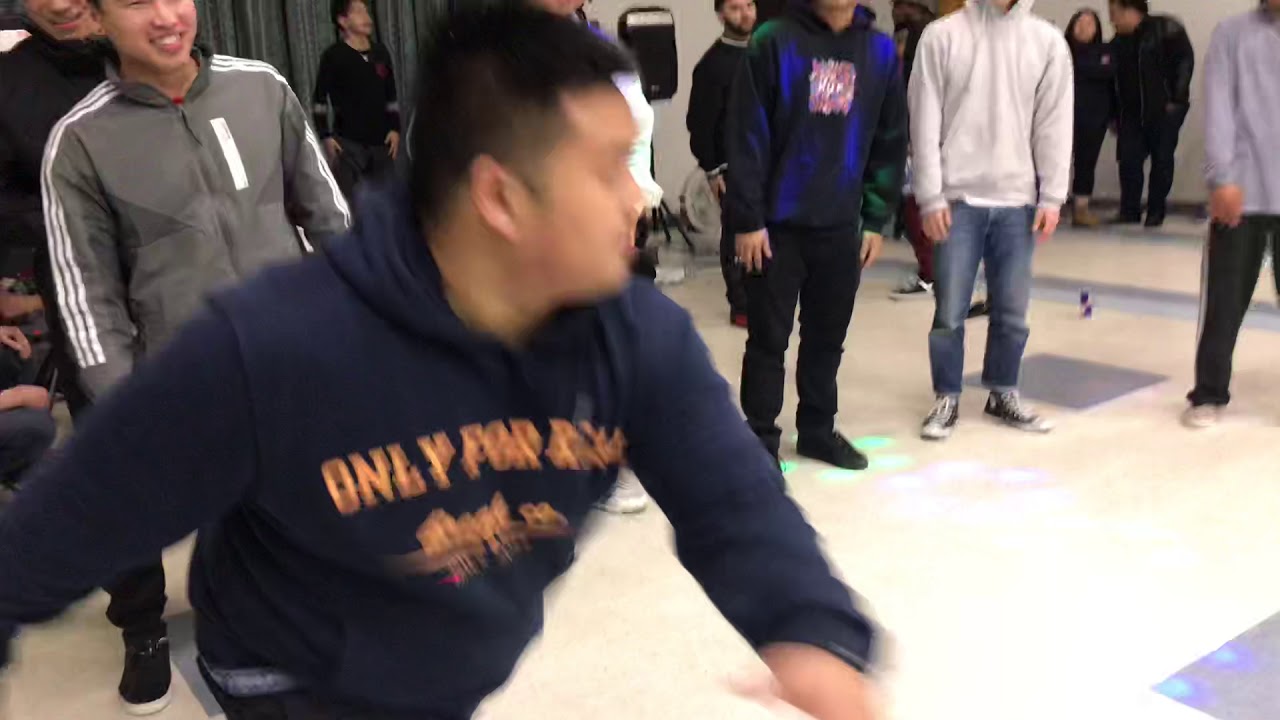 Judges call out battle Bboy Dummy / Bboy Munch - YouTube