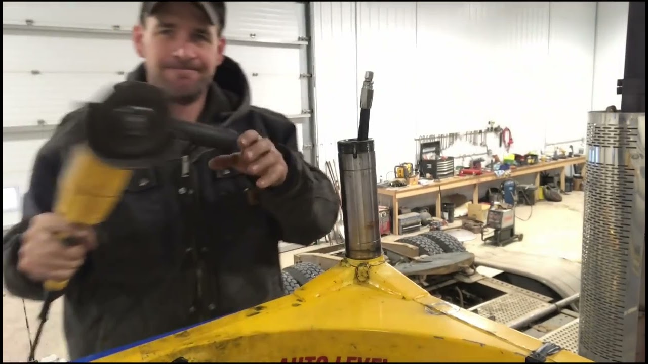 Boom Removal Ezyloader Overhaul (not my video, I just save it on my ...