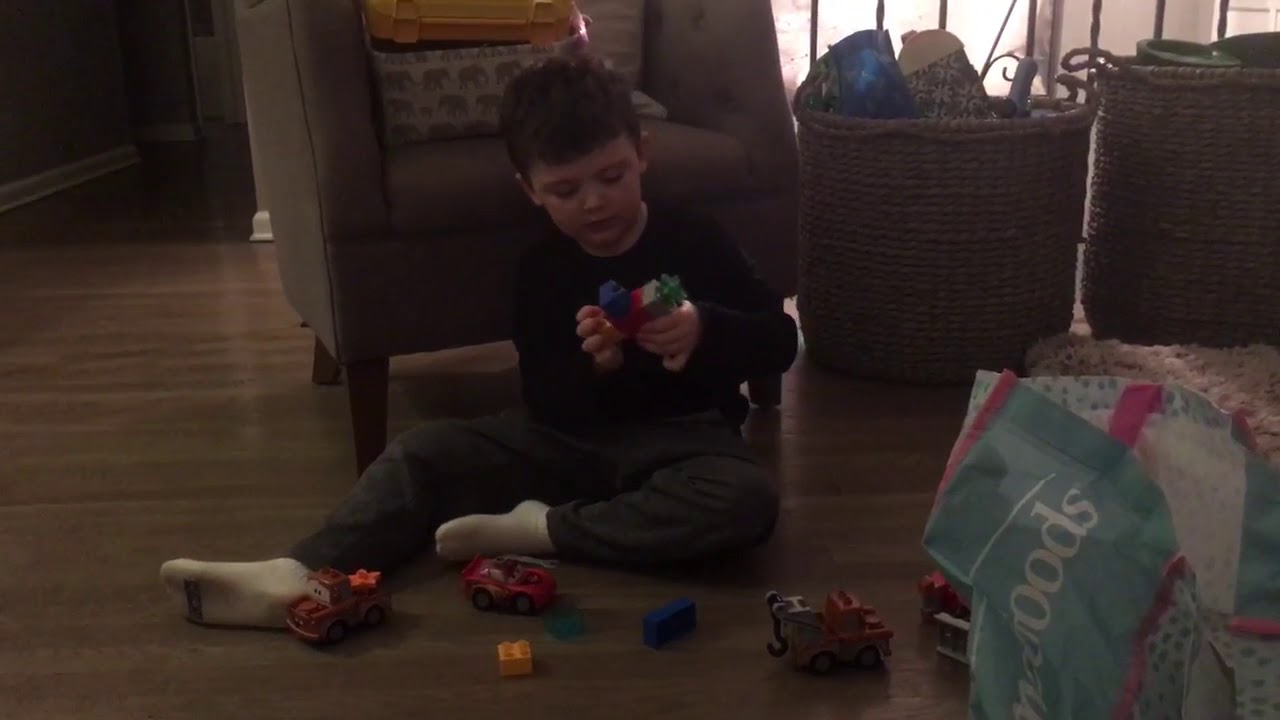 LEGO Griffin Building Video 3 - YouTube