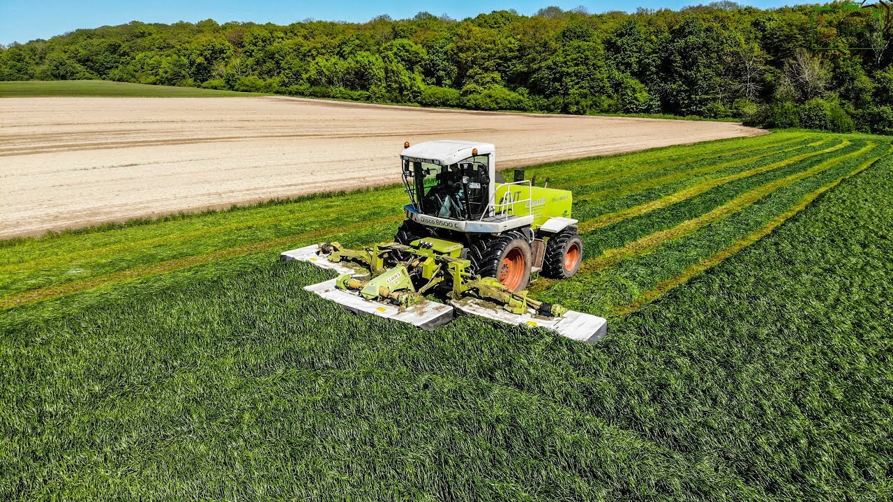 Claas ECut Disco 8500C am Weidegras mähen [1 von 24 Weltweit] - YouTube