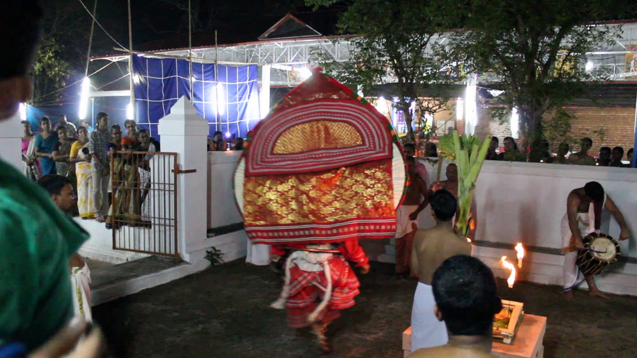 tai paradevatha, puthiyakavu temple, azhikode - YouTube