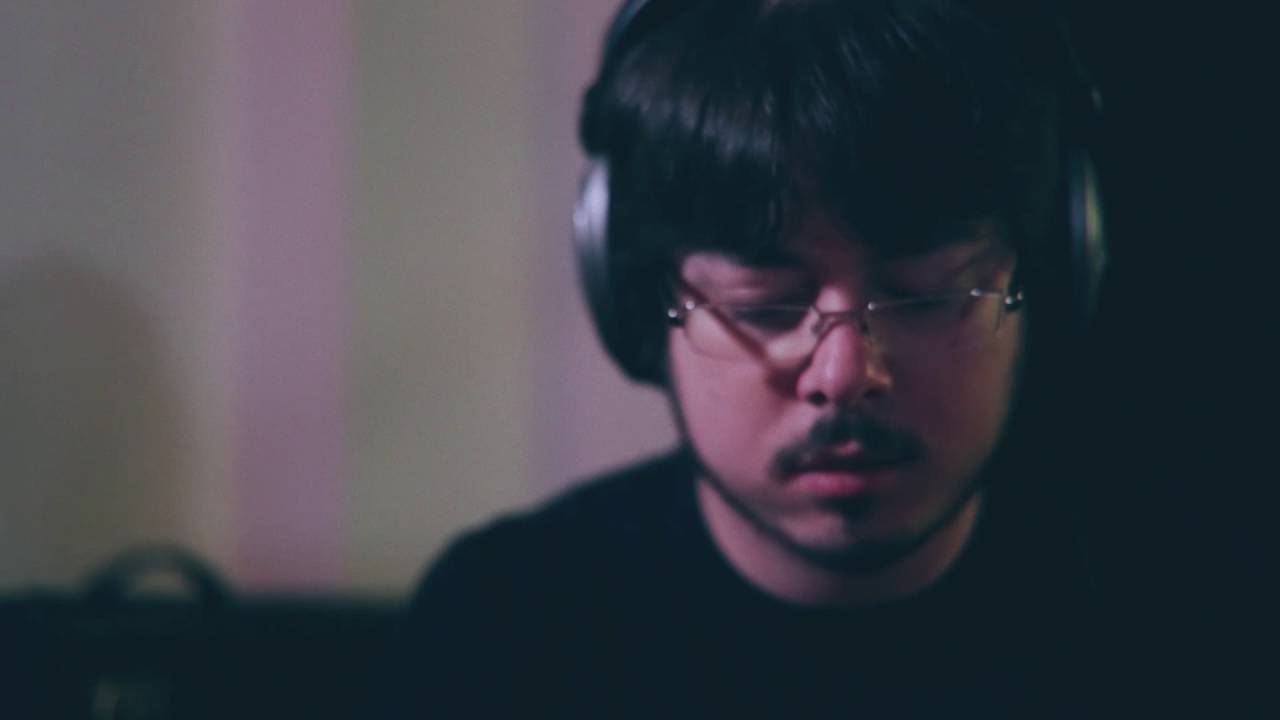 Fee Badenius - Nest - YouTube