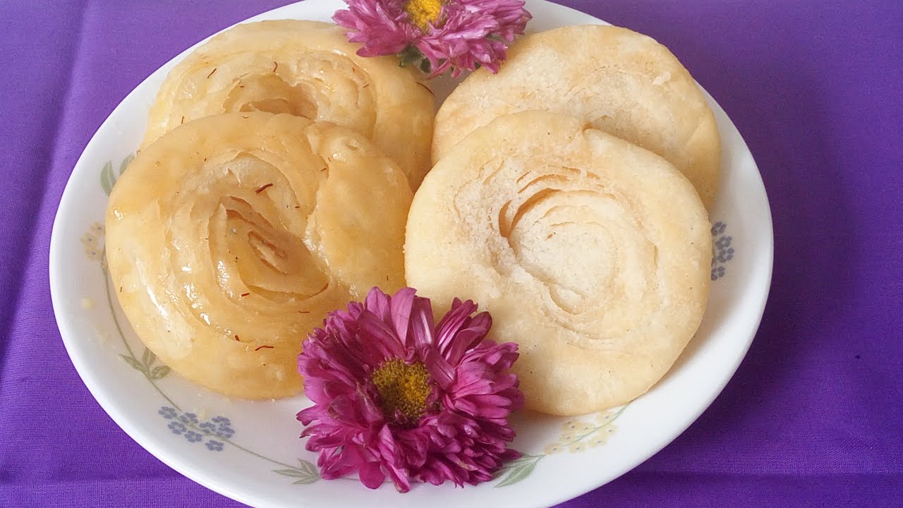 Diwali Special Crispy Chirote Recipe | पिठीसाखरेचे / पाकातले खुसखुशीत ...