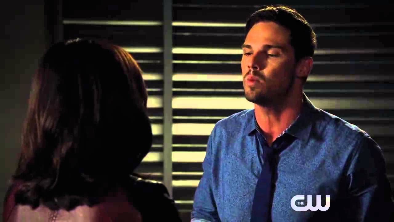 Jay Ryan previews on the 3 season premiere of #BATB. - YouTube