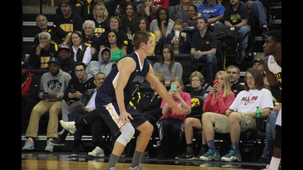 Ep. 234 - "Farm Fresh Hoops" (Augustana Basketball) - YouTube