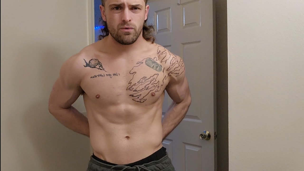 Tricep and chest day pump! - YouTube