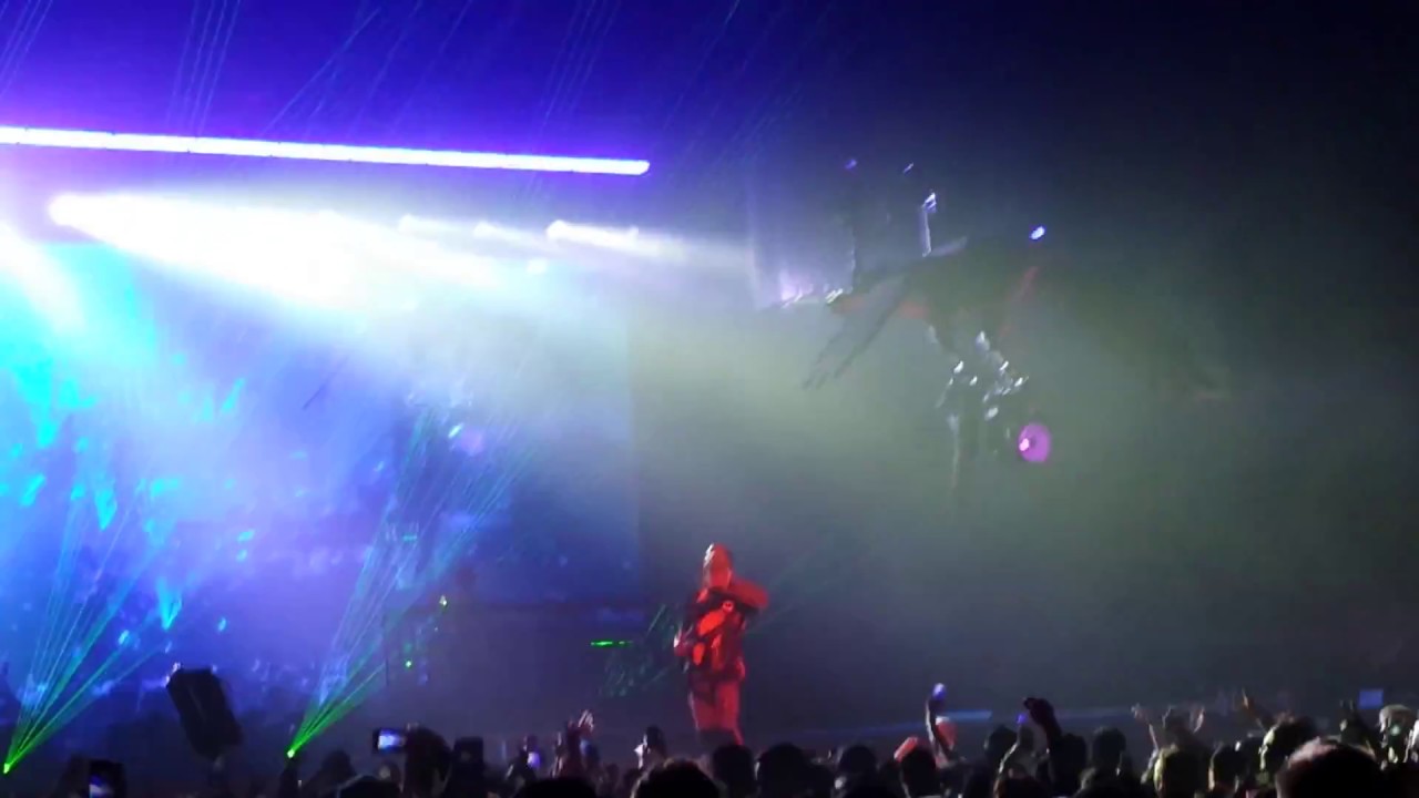 Travis Scott - "Goosebumps" live in Toronto July 25, 2017 - YouTube