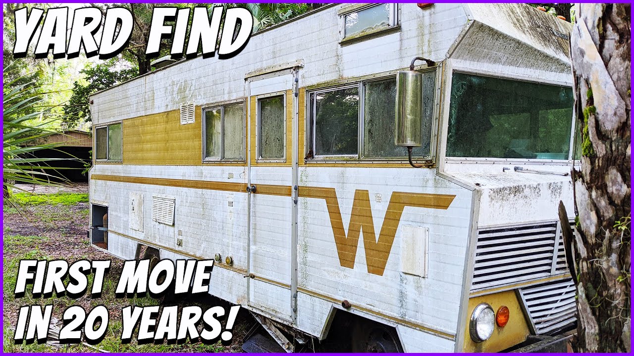 Classic Winnebago RV | Parked for 20 Years! 🚍 (pt.2) - YouTube