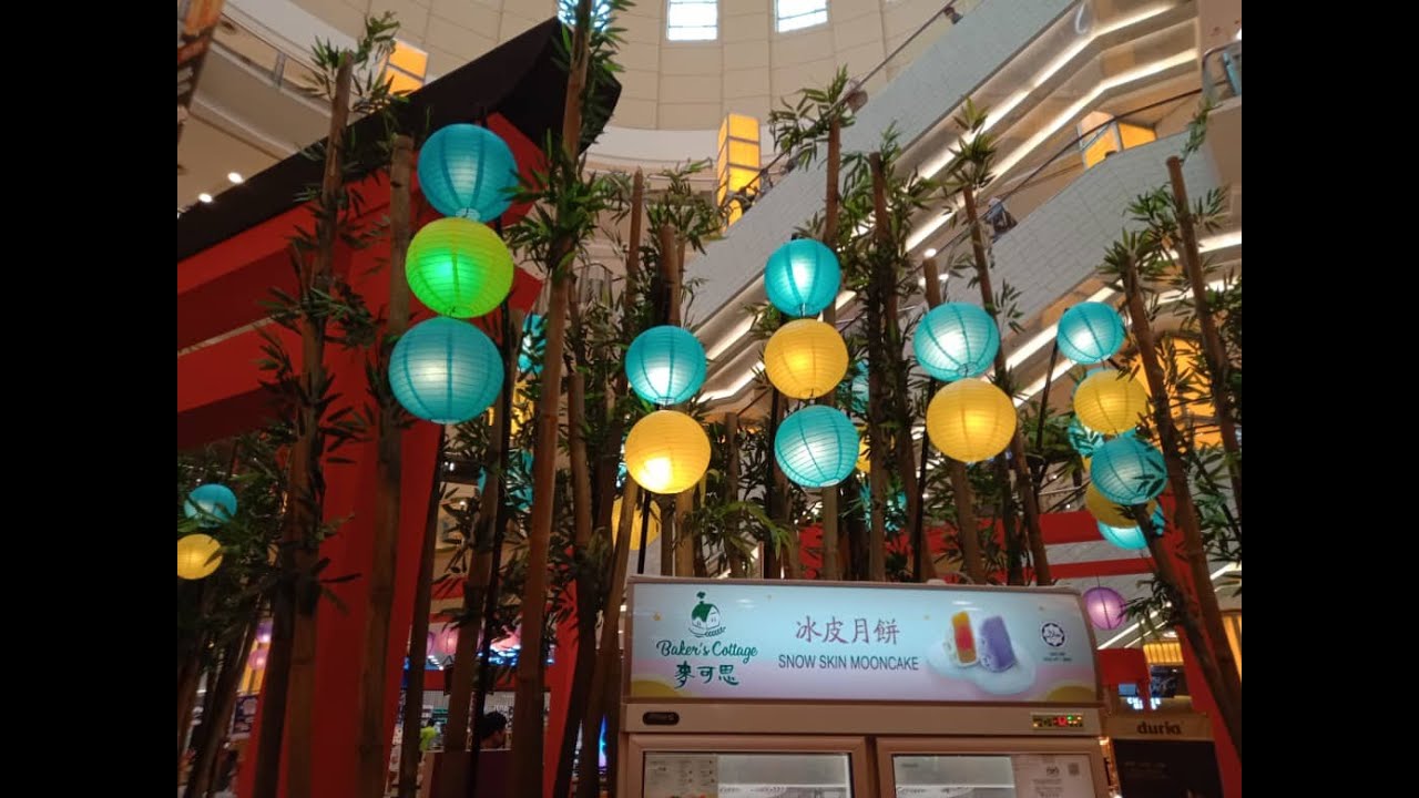 SCHOOL HOLIDAY 2022! (Sunway Pyramid, LRT and MORE) - YouTube