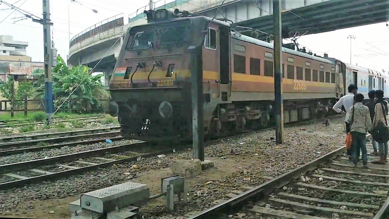 (12471) Swaraj Express (Bandra Terminus - Shri Mata Vaishno Devi Katra ...