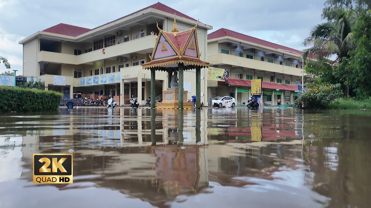 Real Life of Students and Unseen School Flooding in Phnom Penh - YouTube