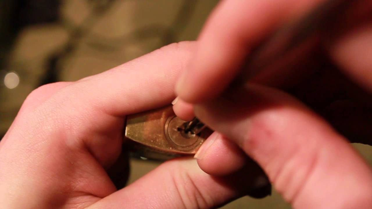 SPP tri-circle 264 padlock (finally) - YouTube