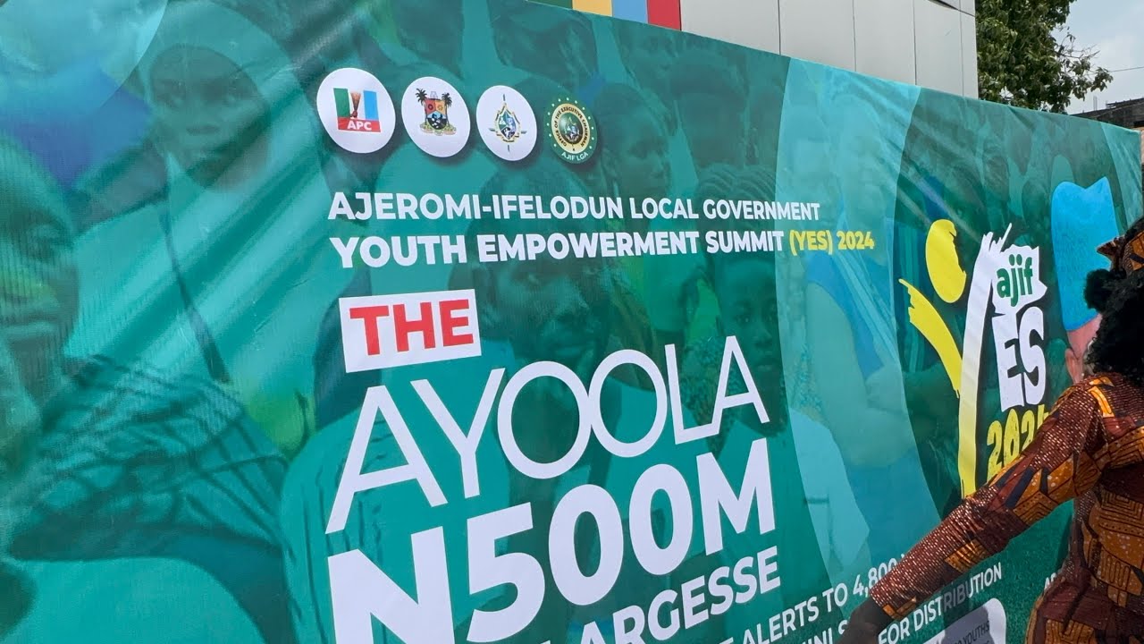 AJEROMI-IFELODUN CHAIRMAN, HON. FATAI AYOOLA HOLDS MEGA EMPOWERMENT ...