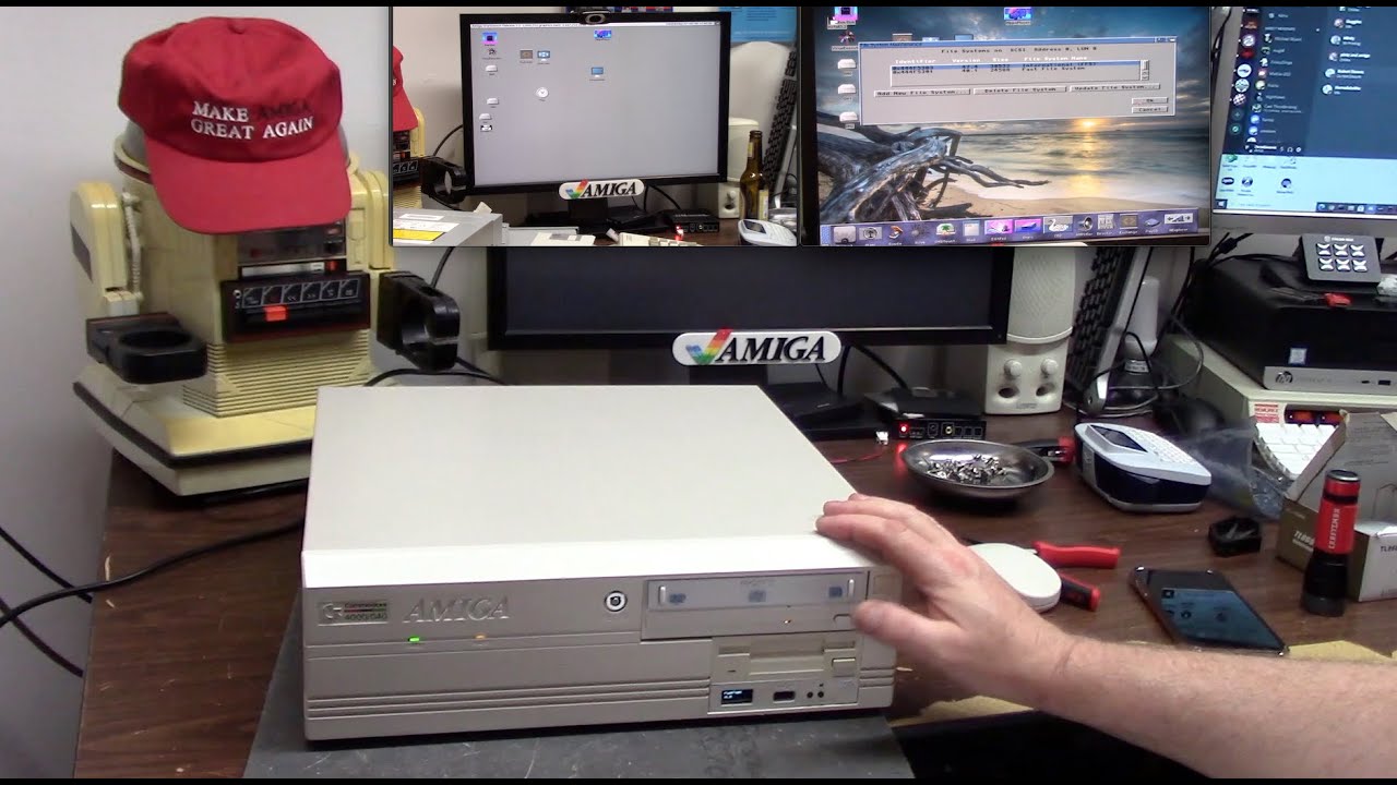 Amiga 3000 AND 4000 Roms and 3.2 - YouTube