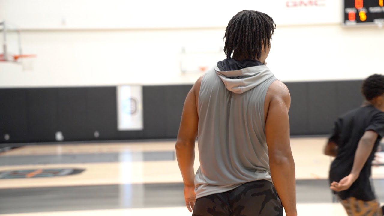 Charles Oates’ Highlights at OTE🔥 This man is a HOOPER👀 - YouTube