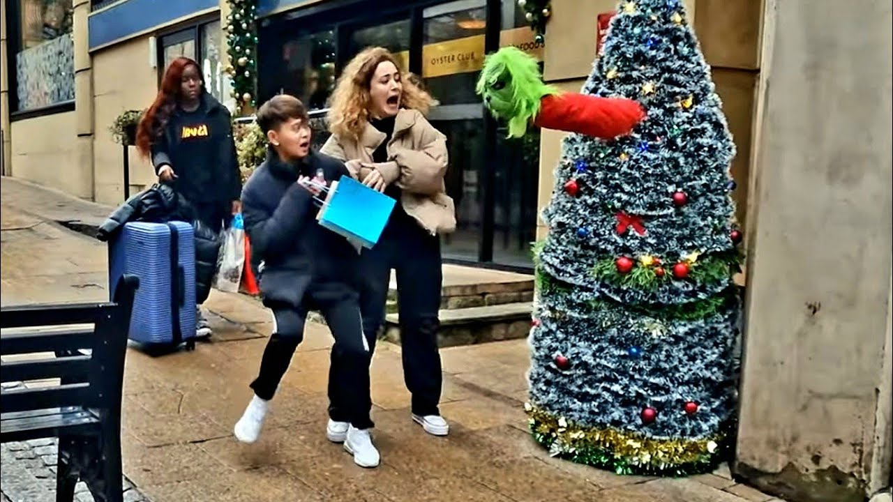 CHRISTMAS TREE PRANK THE BEST SCARES! Bushman Prank - YouTube