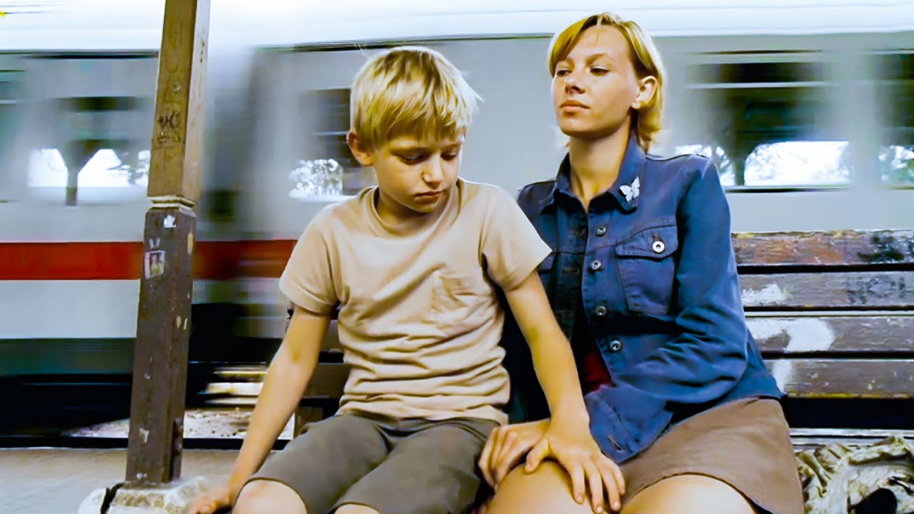 Tricks (2007) Sztuczki Movie Explained in Hindi | 9D Production - YouTube