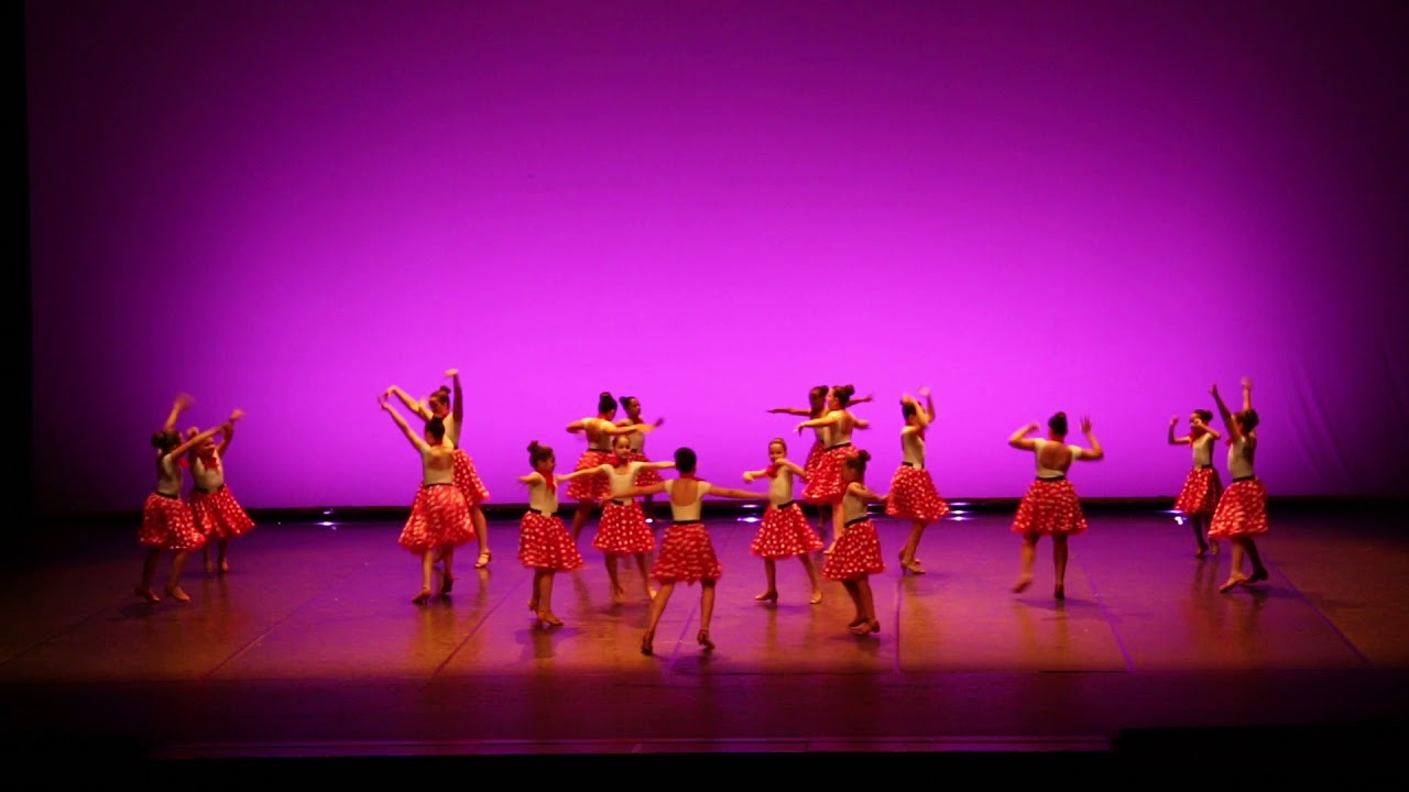 TEDAGA.FIN DE CURSO 2018.DANCE GIRLS. - YouTube