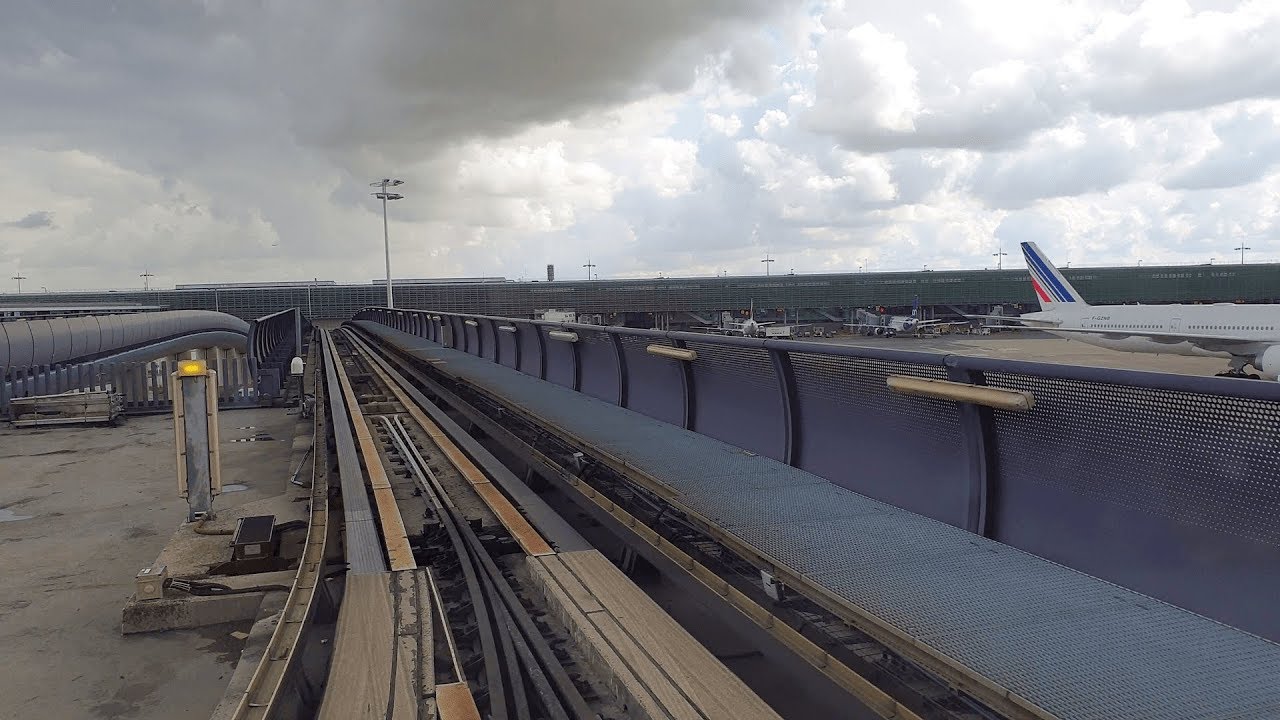 CDGVal Lisa - Le métro interne à l'aéroport Paris Roissy Charles de ...