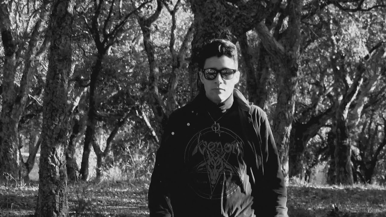 Luis Vilbro - Surge a Cavalgadura (Music Video) - YouTube