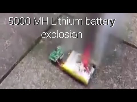 Experiment of lithium ion 🔋🔋 burning | 5000 mh battery explosion 💀☠️ ...