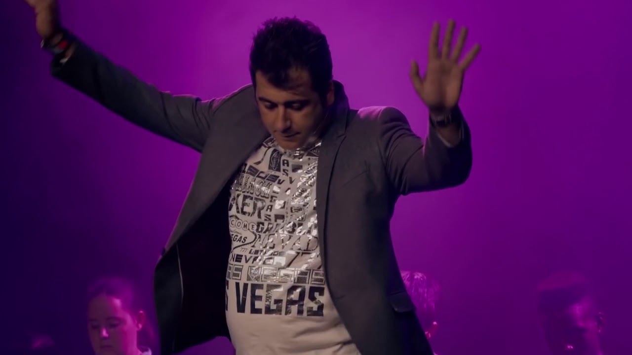 Simon Warner's 'Viva Hypnosis Show!' (North of England) - YouTube