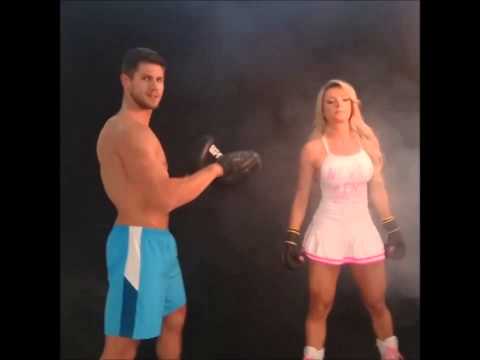 Juju Salimeni  Fotografando a nova coleção da #Hipkini2015 !!! 02/10/2014