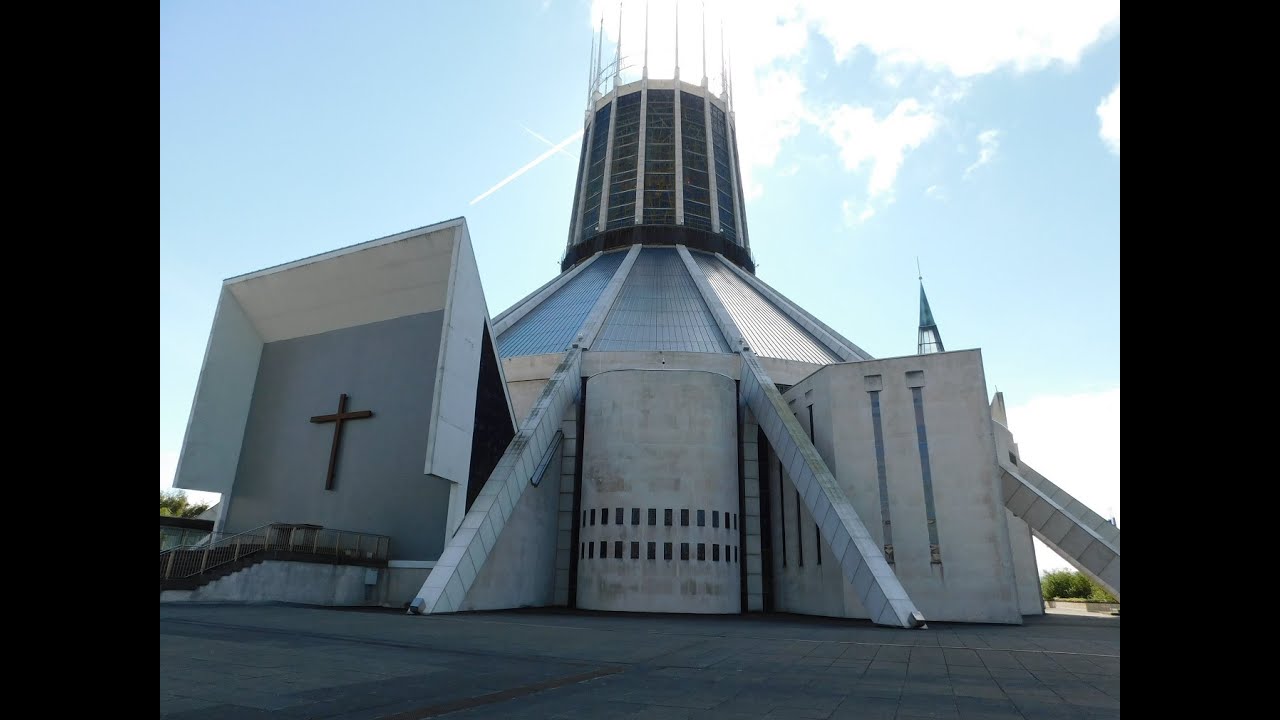 Iconic Liverpool Metropolitan Cathedral and Lutyens Crypt slide show ...