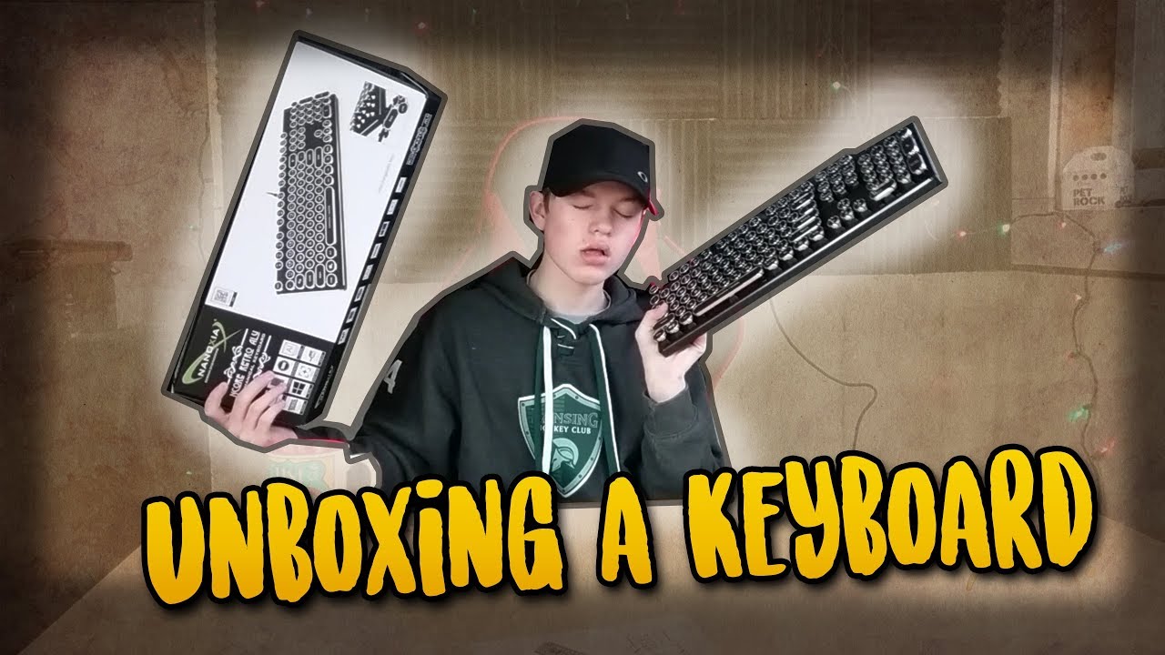 Unboxing A Keyboard - YouTube