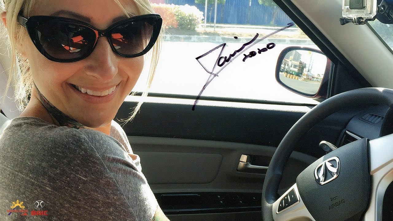 BAIC M20 Driven by Jaime Dempsey - YouTube