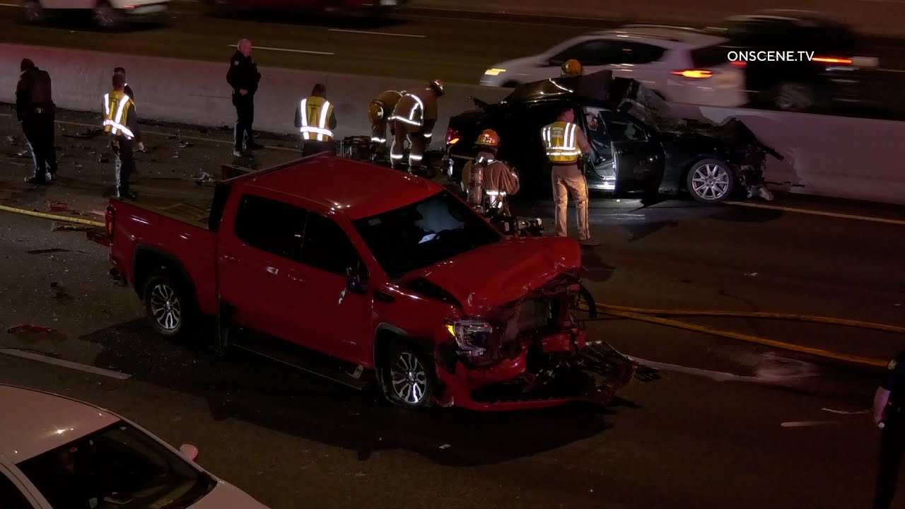 Car Flies Off Overpass on to the Freeway - YouTube