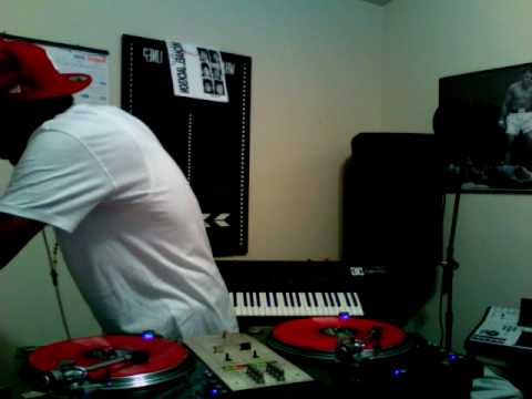 DJ Q45 FROM B.E.T SCRATCHING AN MIXING RNB FAV'S RYAN LESLIE & LlOYD ...