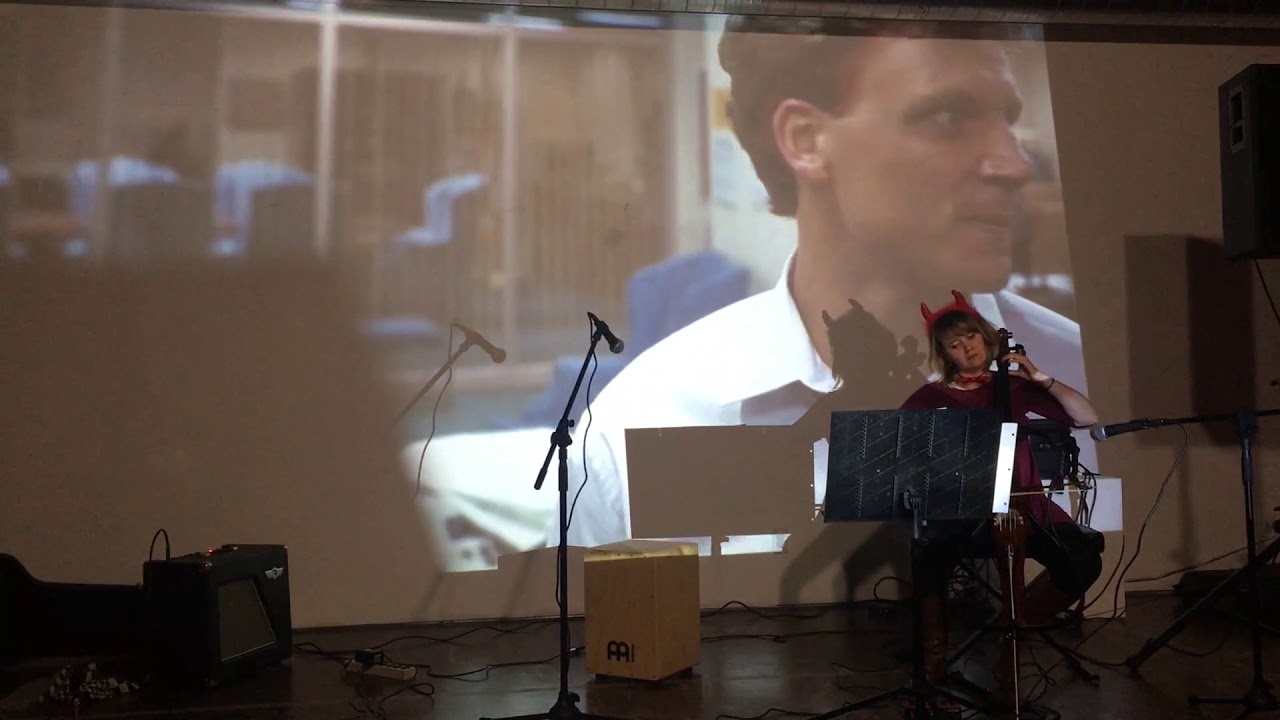 Leilah Smith @ Circle South Gallery - YouTube