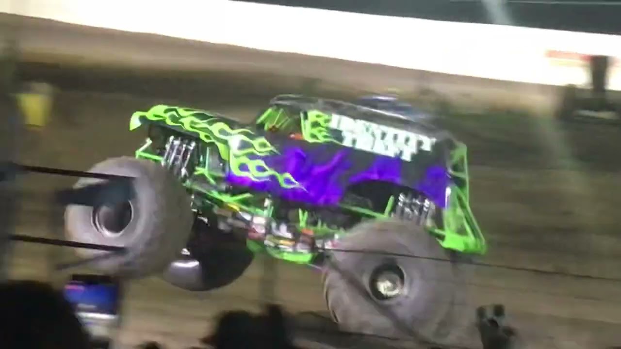 Monster truck identity theft freestyle 2022 - YouTube