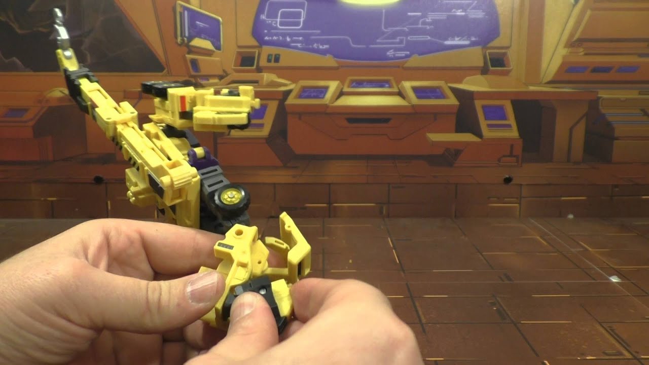Transformers review Make Toys yellow Mobile Crane aka Hook - YouTube