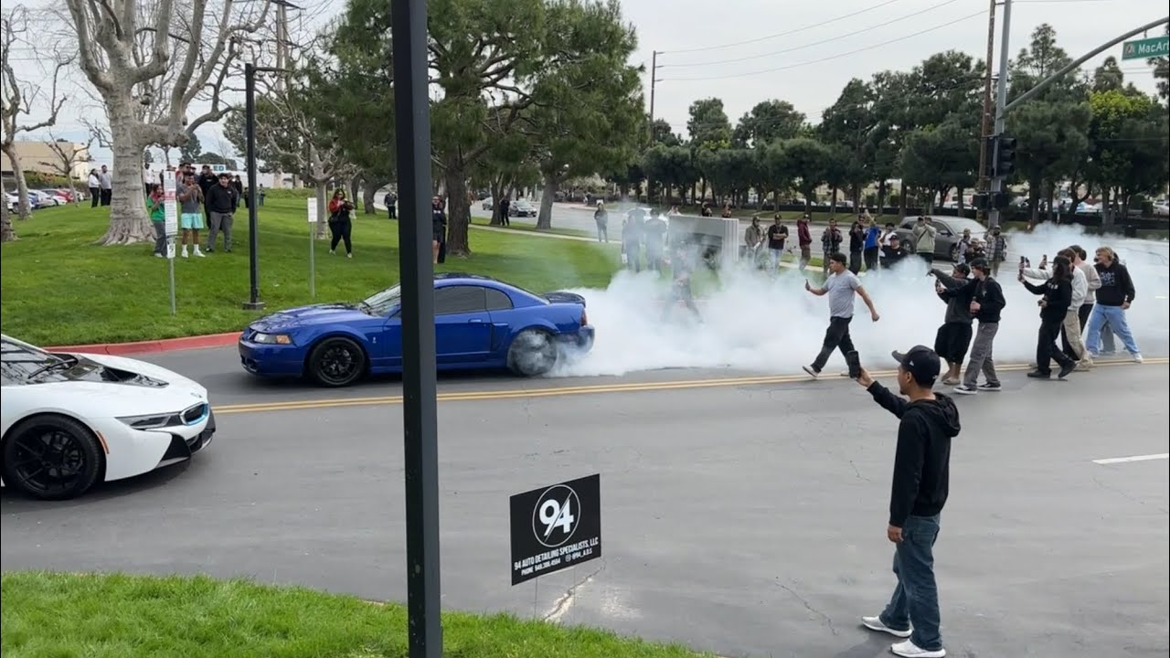 CRAZY & OUTRAGEOUS CARS LEAVING THE SHOW: BURNOUT, DONUTS, BRUTAL TAKE ...