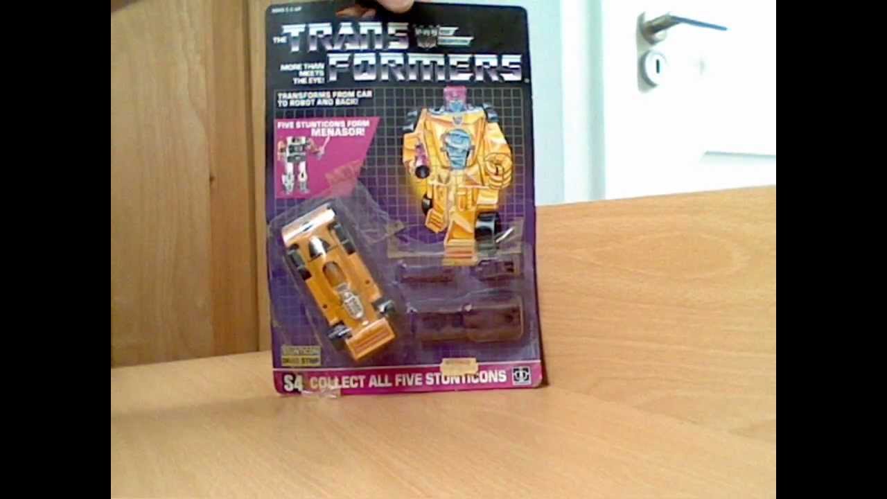 transformer drag strip g1 stunticon - YouTube
